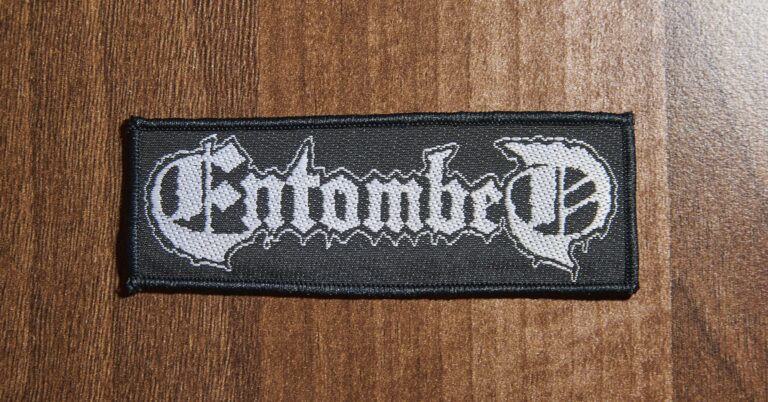 ENTOMBED STANDARD PATCH: LOGO | Metalkalve